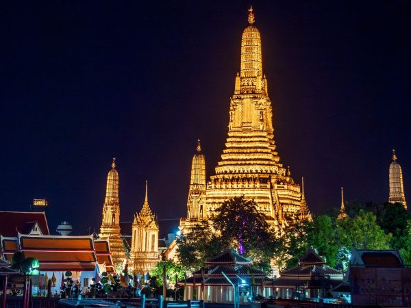 Wat Arun – Templul Zorilor din Thailanda | Kenzly